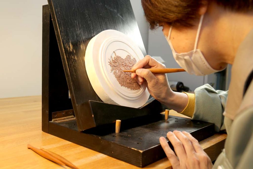 JAPAN MINT's engraver SAKUI Tomoko - exclusive interview - Numismag